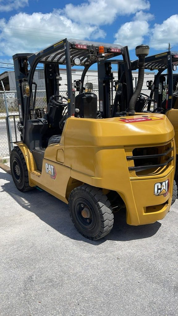 Diesel Forklifts Archives | Fernzz Corporation